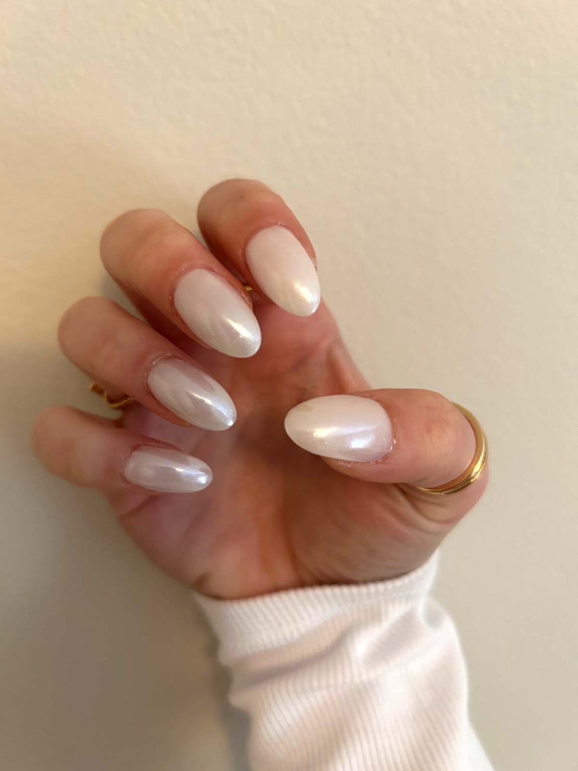 Pearl White Nails – Vibrant Guide